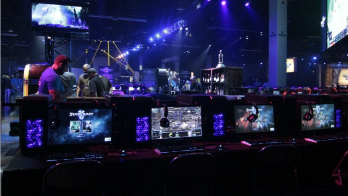 Check Out the Epic Booths, Statues, and Esport Stages of BlizzCon 2016 ...