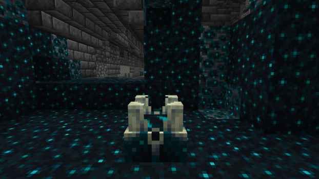 How to Use Sculk Shriekers in Minecraft - Twinfinite