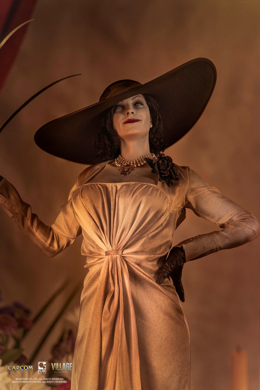 Resident Evil Village Getting Massive $1500 Lady Dimitrescu Statue - Twinfinite