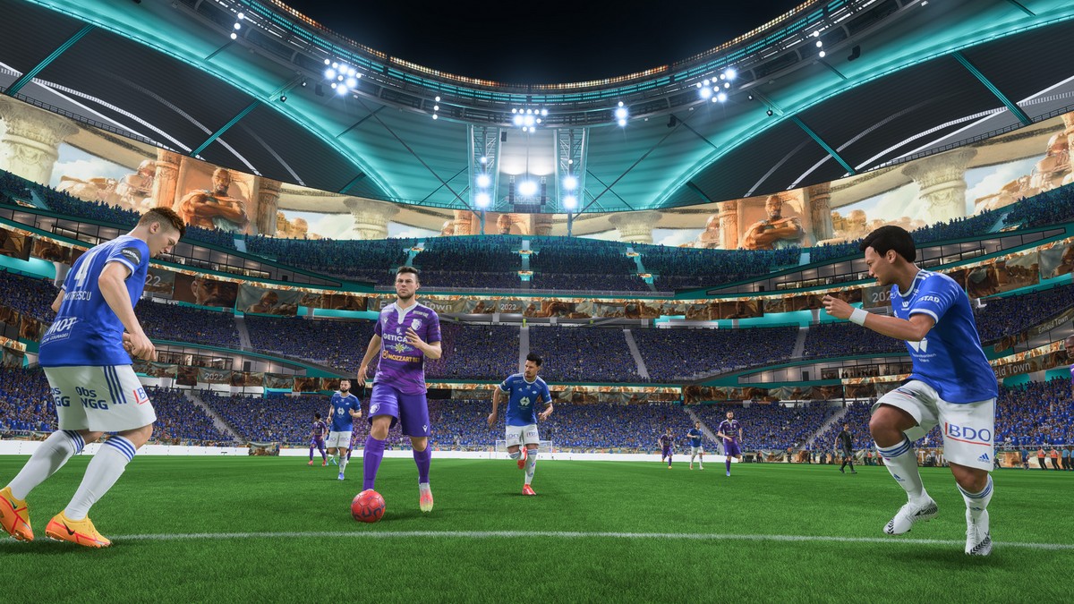 How to Play FIFA 23 with Friends - Twinfinite