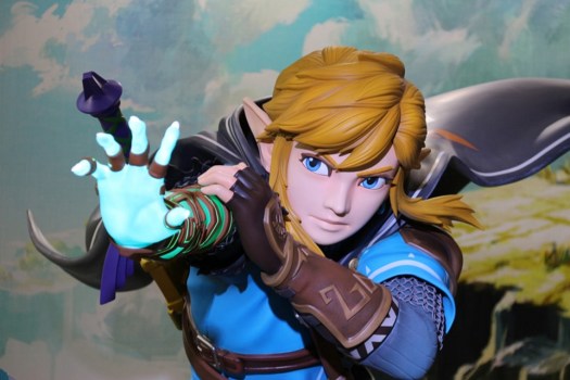 This Life-Size Tears of the Kingdom Link Statue Is Everything We Ever ...