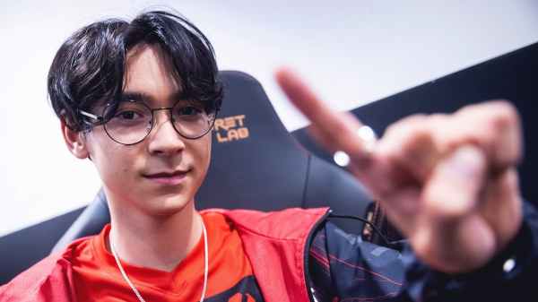 TenZ Crosshair Code in Valorant - Twinfinite