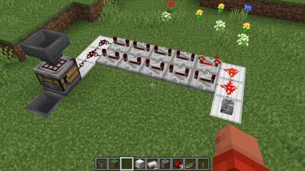 How to Make & Use Crafter in Minecraft Preview & Beta - Twinfinite